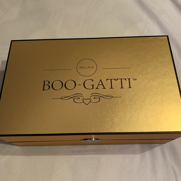 BELLAMI | Accessories | Bellami Boogati Box | Poshmark